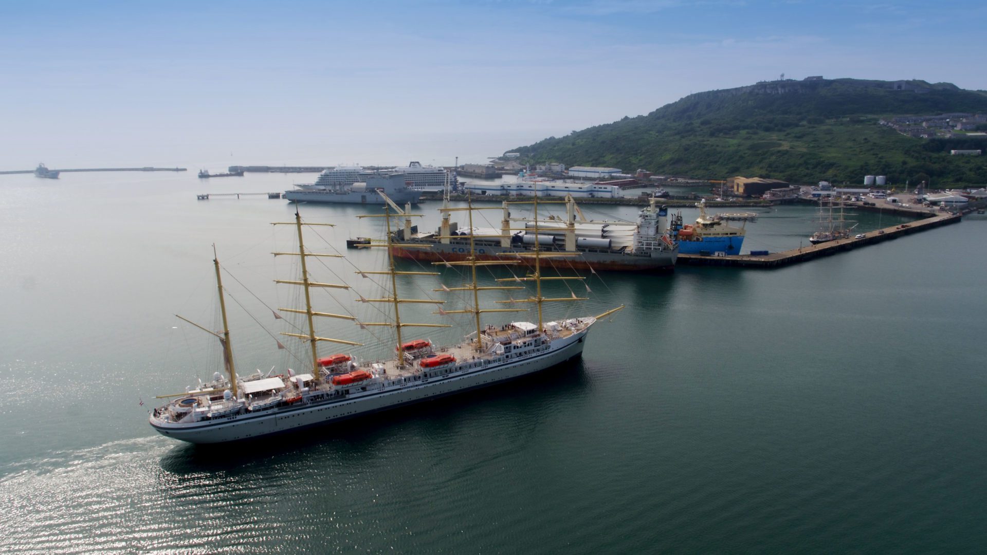 Barge protestors 'may have cost area £400k' says port boss - The West ...